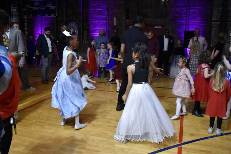 Daddy Daughter Dance - Lynchburg Parks & Recreation
